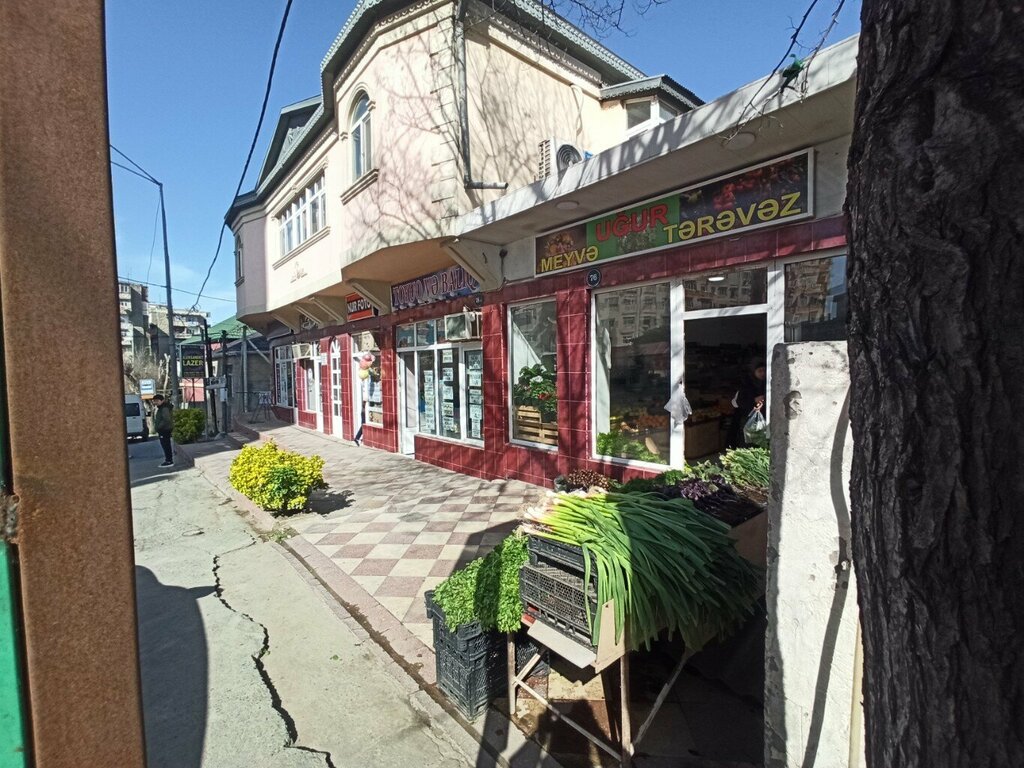 Manavlar Meyvə Tərəvəz, Bakü, foto