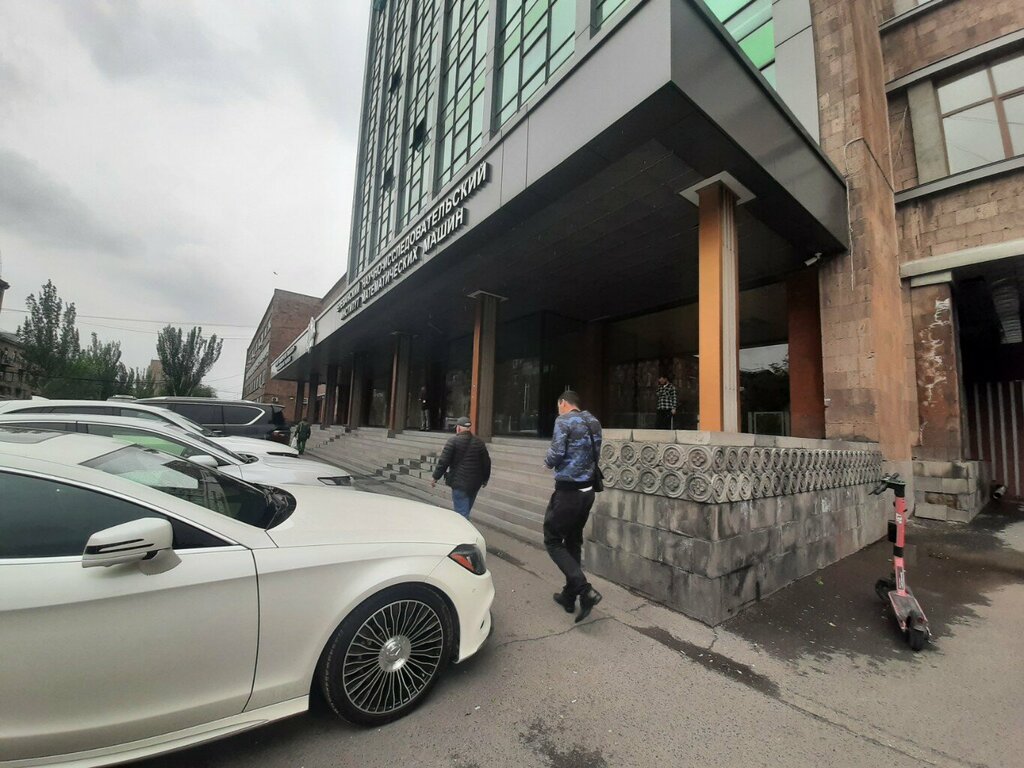 Ortaokul Smart Learning Language School, Erivan, foto