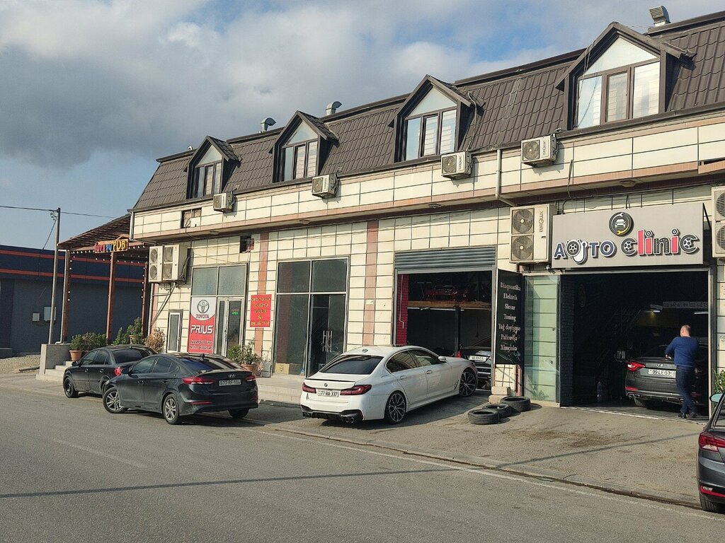Otomobil yedek parçaları Toyota Prius, Bakü, foto