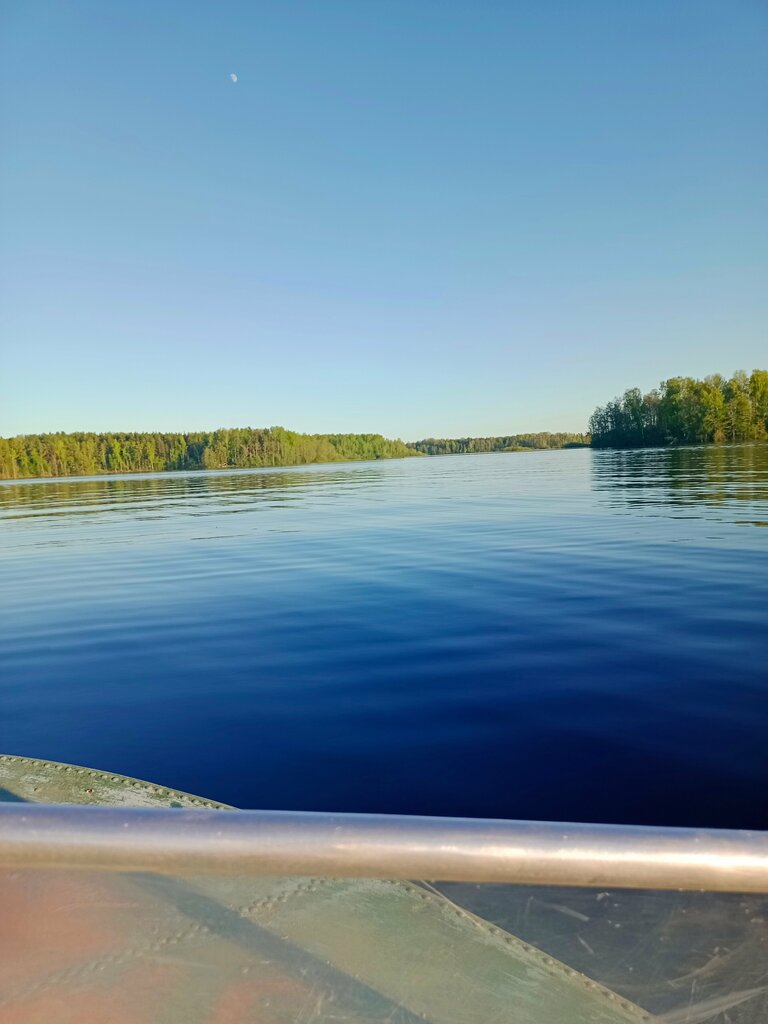 Kiralama noktası Аренда лодок, Saint‑Petersburg ve Leningradskaya oblastı, foto