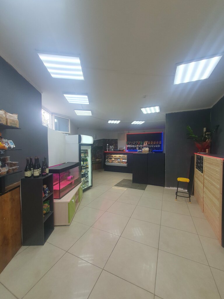 Bira dükkanı На три четверти, Koroliov, foto