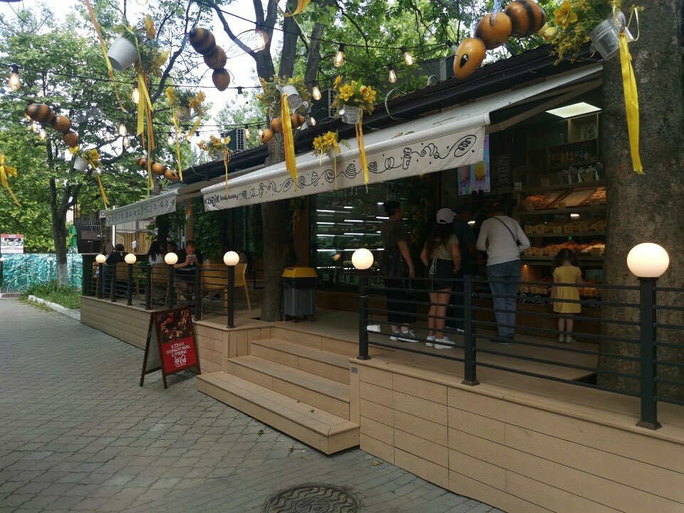 Kahve dükkanları Korjik Bakery, Kişinev, foto