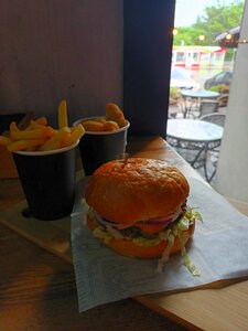 А ты где? (Akademika Shvartsa Street No:17), fast food  Yekaterinburg'dan