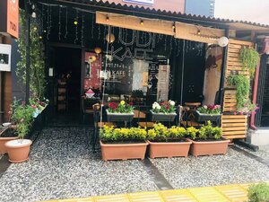 Tudi Kafe Kitap Kahve Gazoz (Sakarya, Adapazarı, Cumhuriyet Mah., Papatya Sok., 24), kafe  Adapazarı'ndan