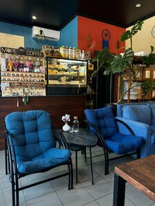 More Coffee (Mira Street No:86Г/2, posyolok gorodskogo tipa Novomikhaylovskiy), kahve dükkanları  Krasnodarski krayından