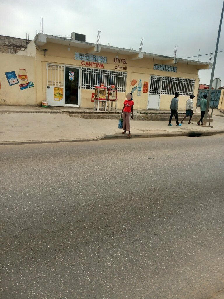 Kantin, yemekhane Cantina Diallo, Loanda, foto