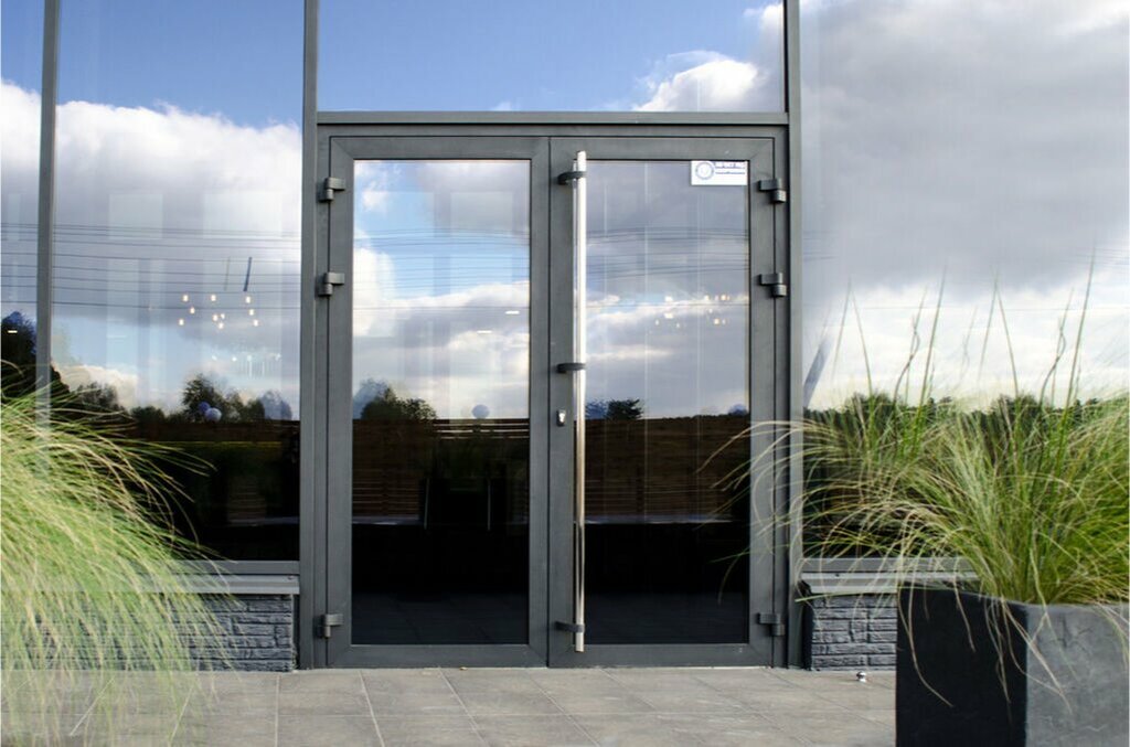 Kapılar Входные алюминиевые двери, Saint‑Petersburg, foto