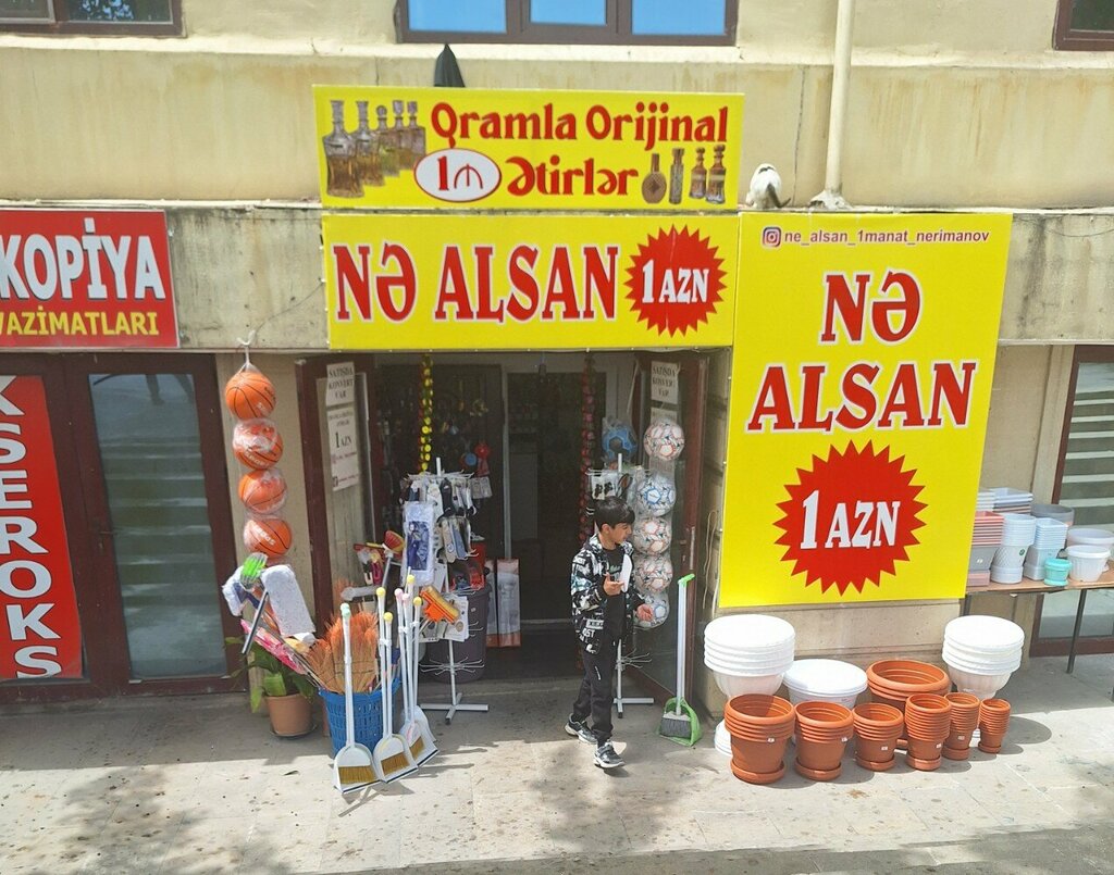 Mini-market Nə alsan 1 azn, Bakü, foto