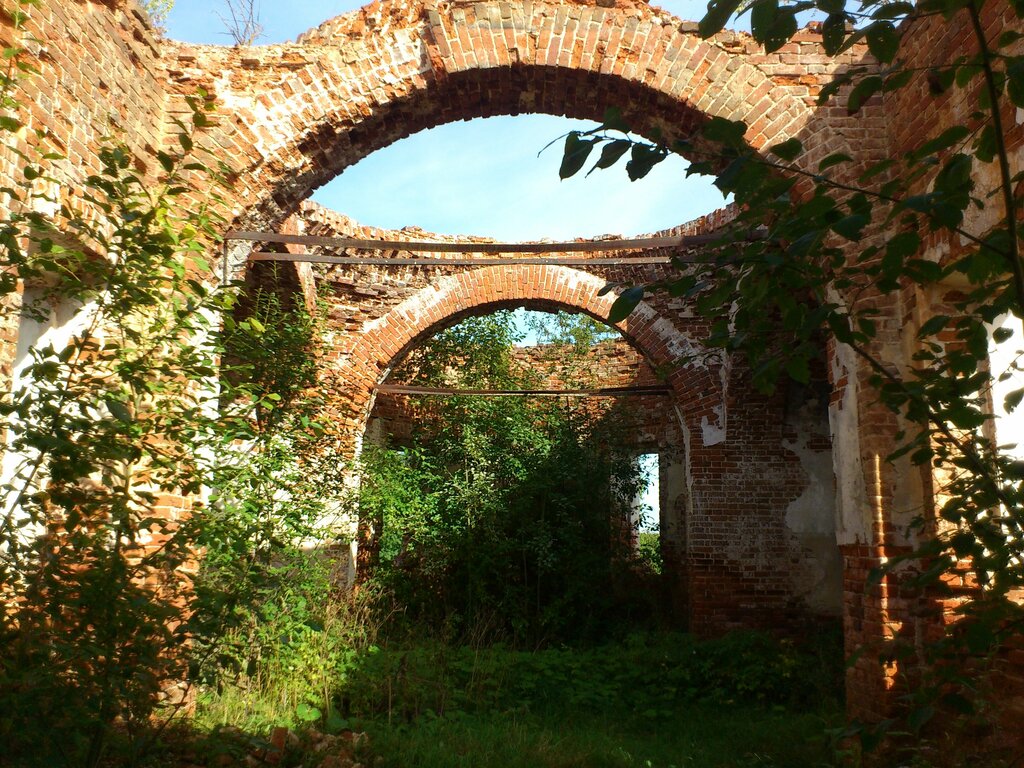 Ortodoks kiliseleri Tserkov Ikony Bozhiyey Materi Tikhvinskaya pri Kirillo-Novoyezerskom monastyre, Vologodskaya oblastı, foto