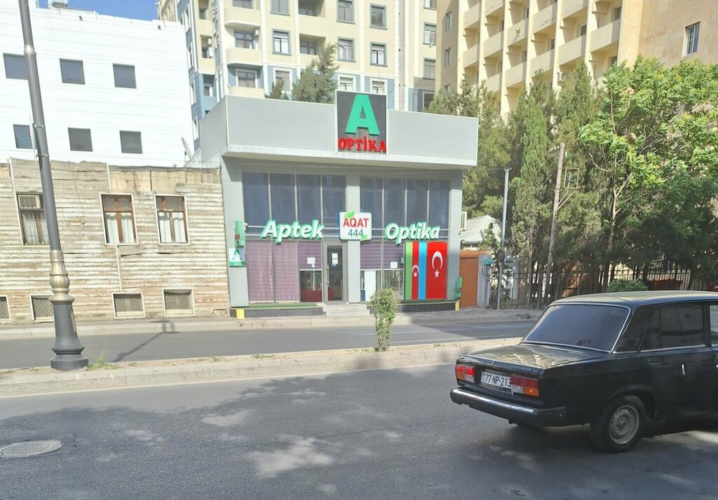 Optik Aqat 444, Bakü, foto