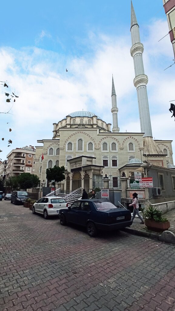 Cami Soğanlı Hz. Ömer Cami, İstanbul, foto