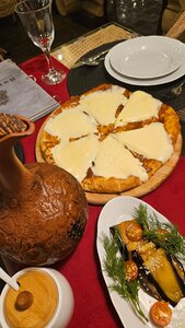 ВиноГрад (Rodnikovaya ulitsa No:4А/2, selo Diveyevo), restoran  Nijegorodskaya oblastından