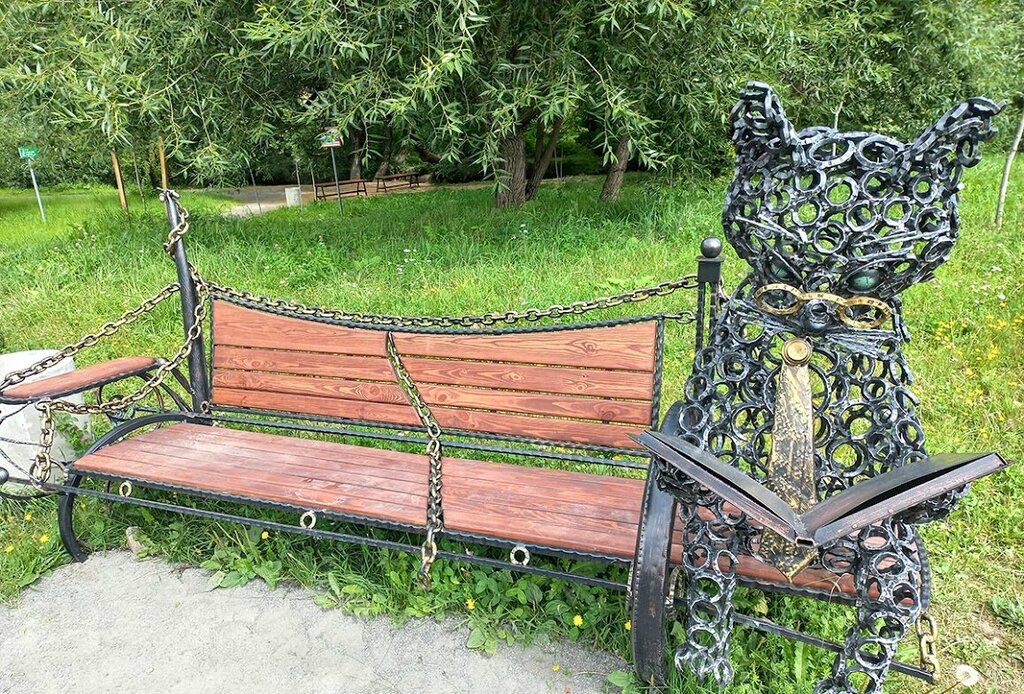 Park, sokak heykeli Кот учёный, Minsk, foto