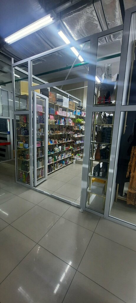 Kozmetik ve parfümeri mağazaları Kitajskaya Lavka, Çimkent (Şımkent), foto