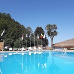 Martini (Tsminda Andria Pirveltsodebuli Highway No:115), otel  Batum'dan