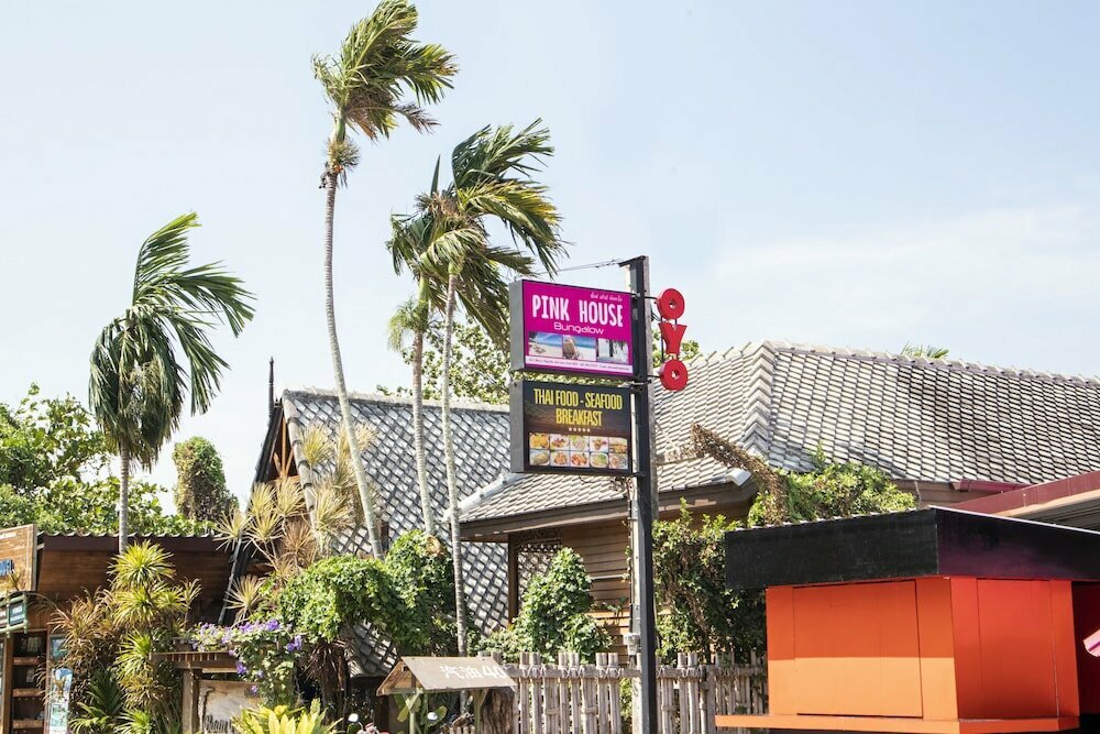 Otel Oyo 797 Pink House Bungalow, Dünya, foto