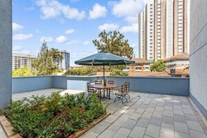 Beautiful 2-bed Apartment in Nairobi (Nairobi County, Kawangware, Kilimani, Argwings Kodhek Road), otel  Nairobi'den