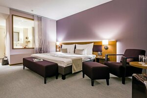 Waldhaus Hotel im Deltapark Vitalresort (Bern, Niedersimmental, Spiez), otel  Bern'den