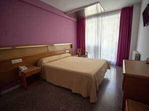 Don Juan Tossa (Calle Barcelona No:22, Tossa de Mar), otel  Tossa de Mar'dan