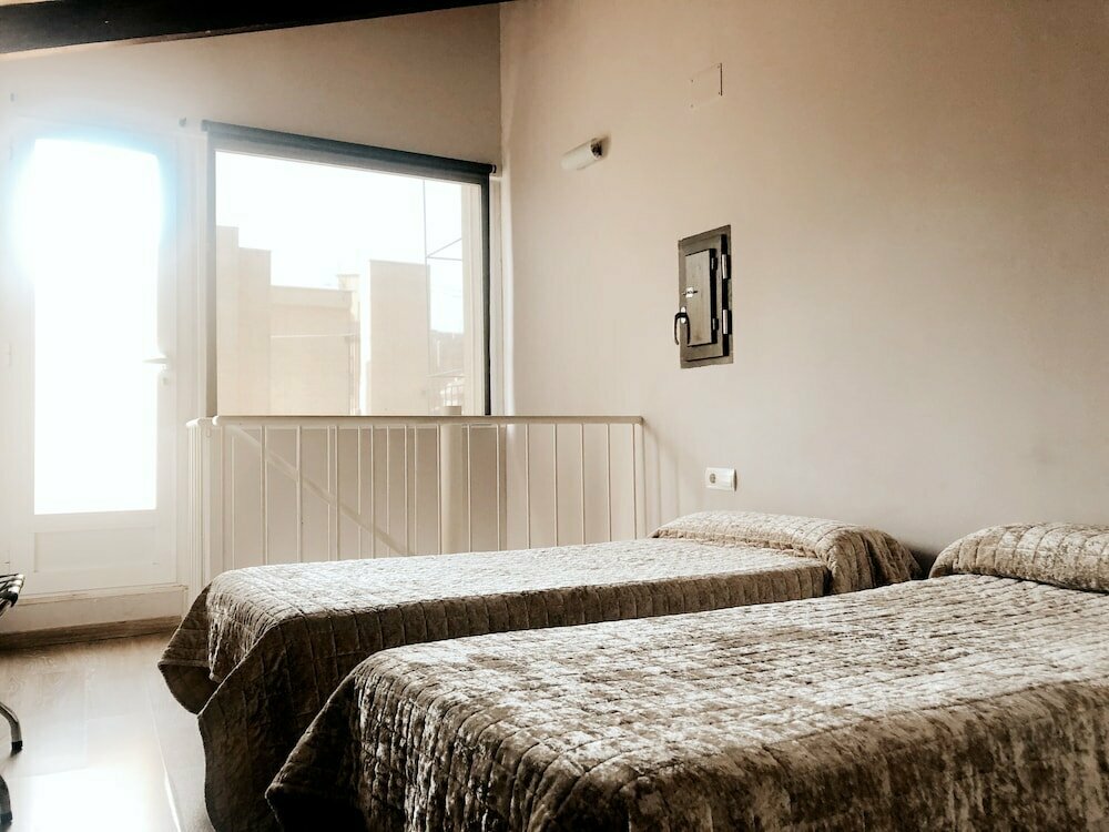 Otel Apartamento City06 Plaza de la Reina, Valensiya, foto