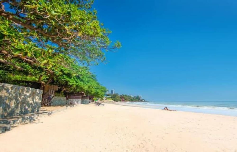 Otel AnB poolvilla 2br with private beach in pratamnak, Pattaya, foto