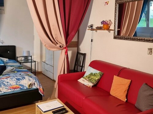 Otel Chez Moumie, Neuchatel, foto