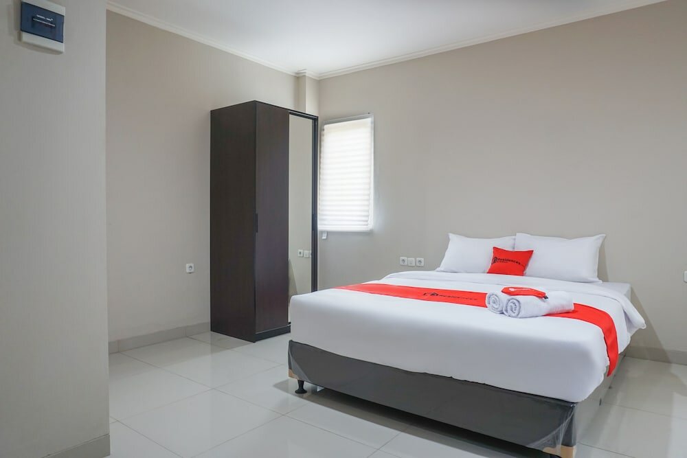 Otel Residences by RedDoorz near Mt Haryono, Cakarta, foto