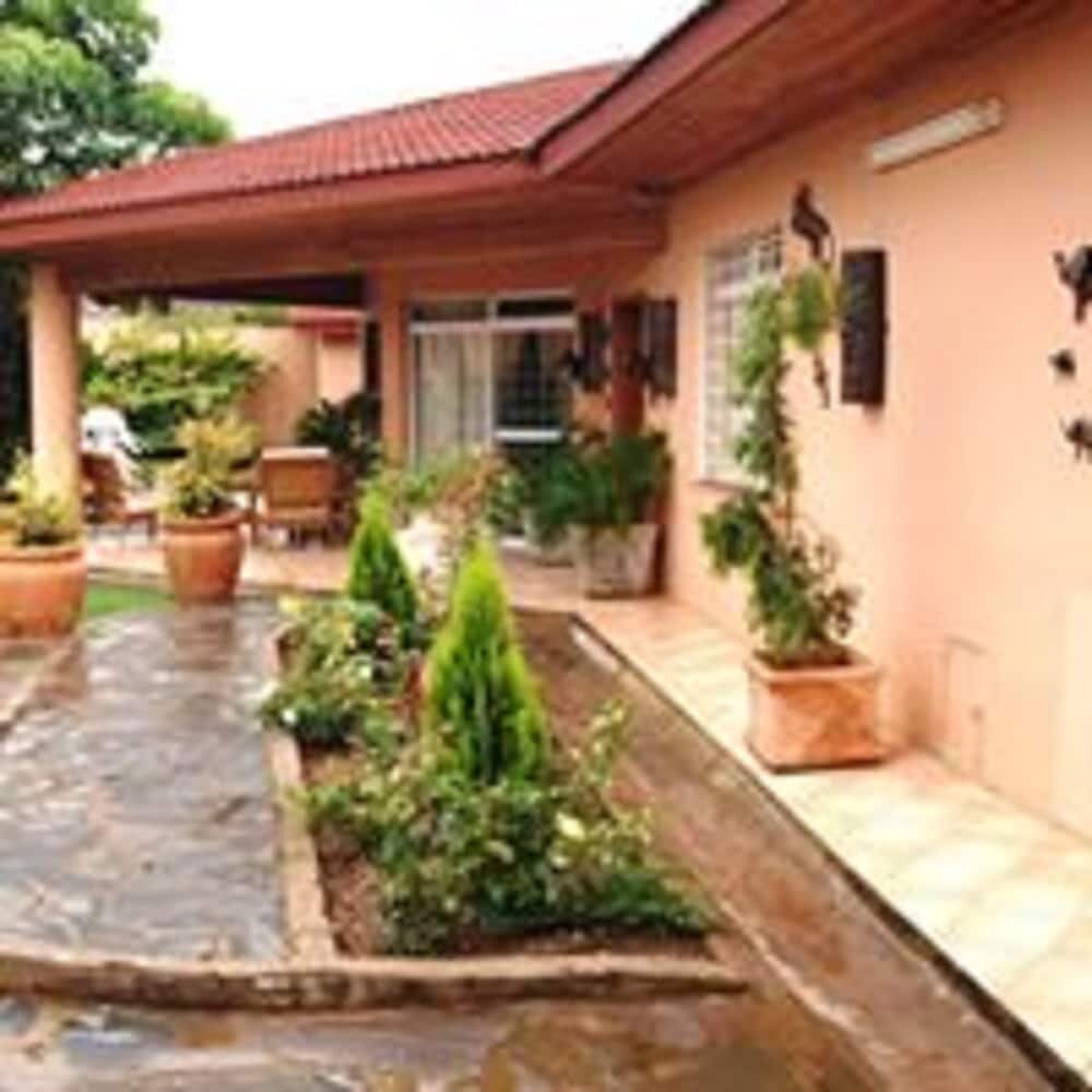 Otel Silverline Guest Lodge, Lusaka, foto