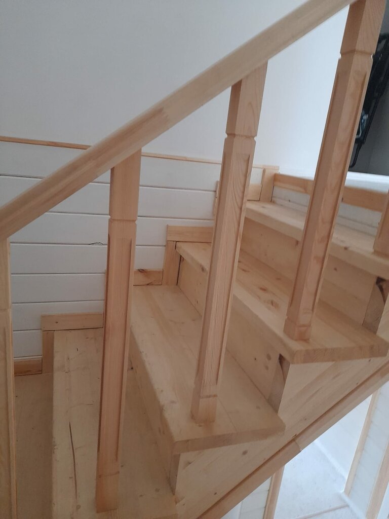 Merdiven ve korkuluklar Лестница, бани, двери, Zvenigorod, foto