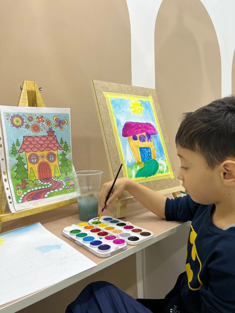 Sanat okulları Creative zone, Taşkent, foto