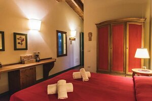 Agriturismo San Mattia (Venice, Verona, Via Santa Giuliana, 2), otel  Dünya'dan