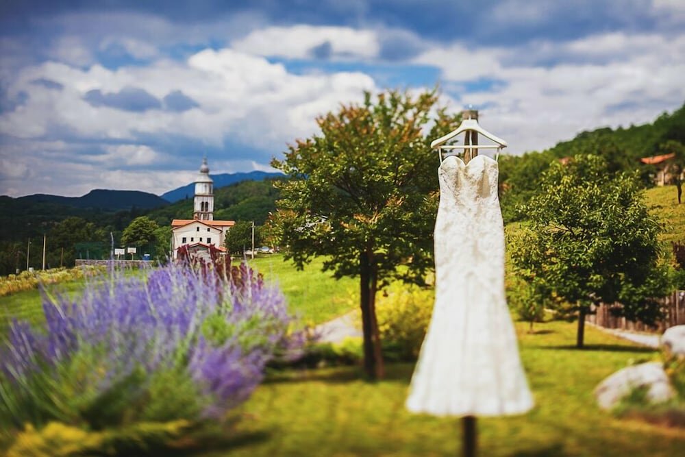 Otel Hiša posebne sorte, Dünya, foto