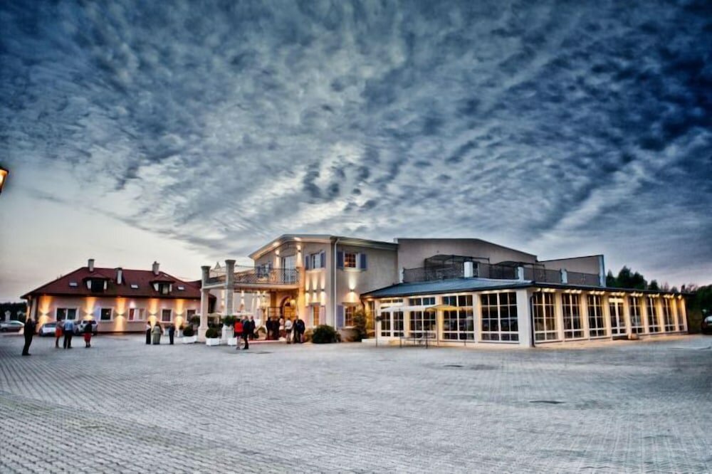 Otel Riviera Resort Modlin Airport, Masovyan Voyvodalığı, foto