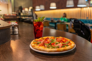Pizza&Pasta (Mira Street No:50), kafe  Soçi'den