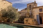 Prieure Notre Dame (Occitanie, Gard, Arrondissement de Nîmes, Montfrin, Avenue Pierre Mendès France, 29), otel