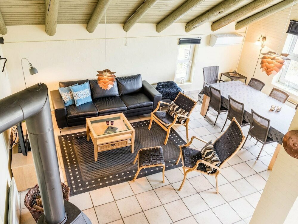 Otel 6 Person Holiday Home in Henne, Güney Danimarka, foto