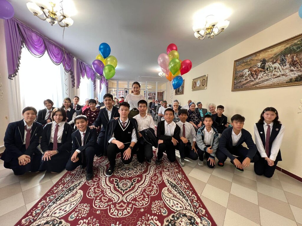 Ortaokul Nazarbayev Intellectual school of chemical and biological direction, Atırav, foto