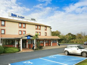Ibis budget Béziers Est Mediterranée (Occitanie, Hérault, Arrondissement de Béziers, Villeneuve-lès-Beziers), otel