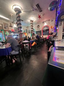 Leopold Cafe (State of Maharashtra, Mumbai, Nanabhai Moos Marg), kafe  Mumbai'den