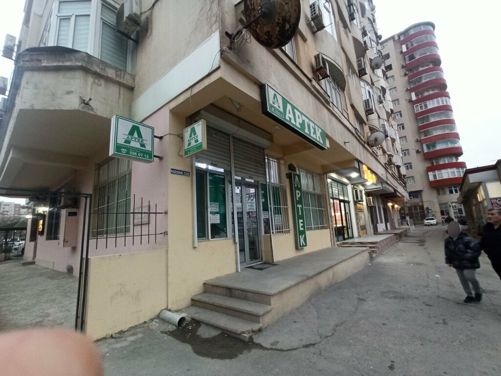 Eczaneler Aptek, Bakü, foto