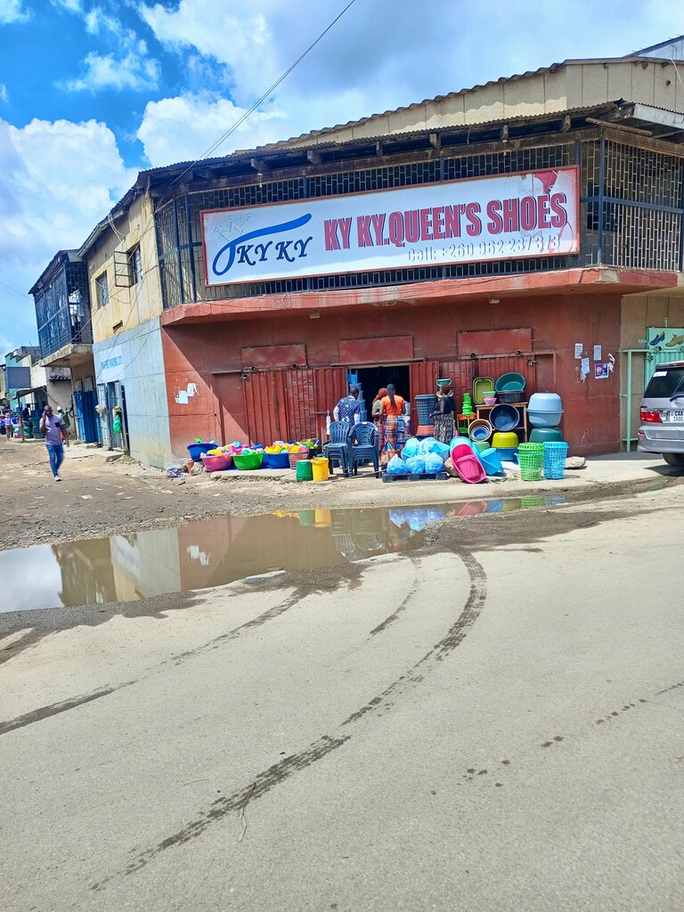Ayakkabı mağazaları Aonga Trading, Lusaka, foto