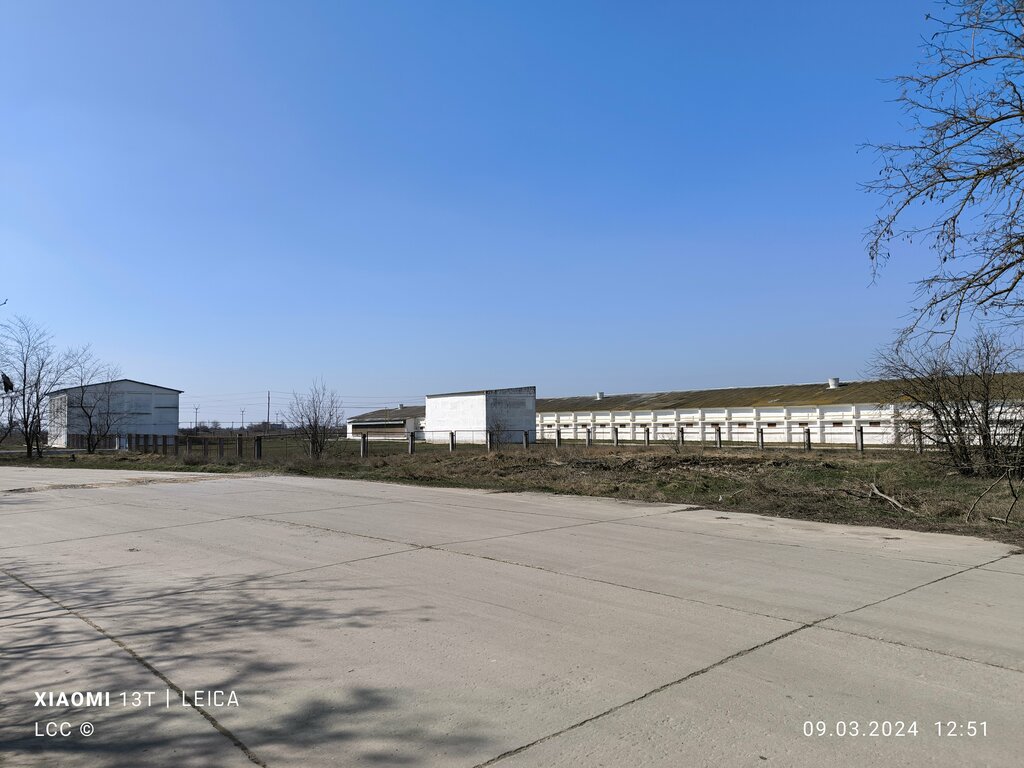 Tarımsal altyapı Мясокомбинат Дружба народов, курятники, Kırım Cumhuriyeti, foto