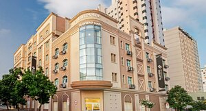 Manhattan Floor (Estado do Paraná, Curitiba, R. Padre Anchieta), otel  Curitiba'dan