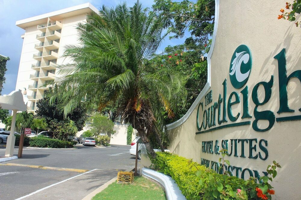 Otel The Courtleigh Hotel and Suites, Kingston, foto