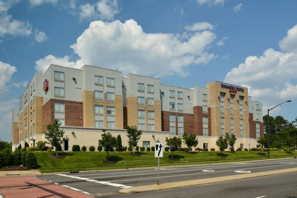 Otel SpringHill Suites by Marriott Charlotte Ballantyne, Charlotte, foto