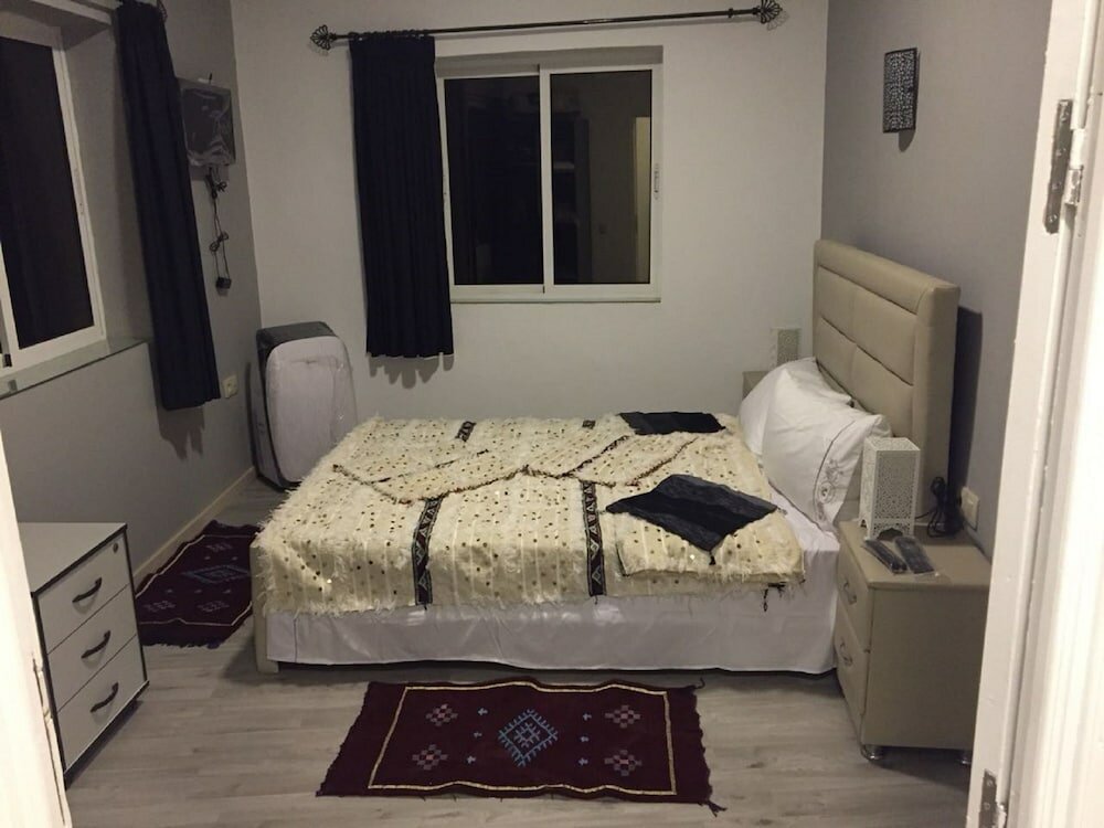 Otel Malak Tingis, Dünya, foto