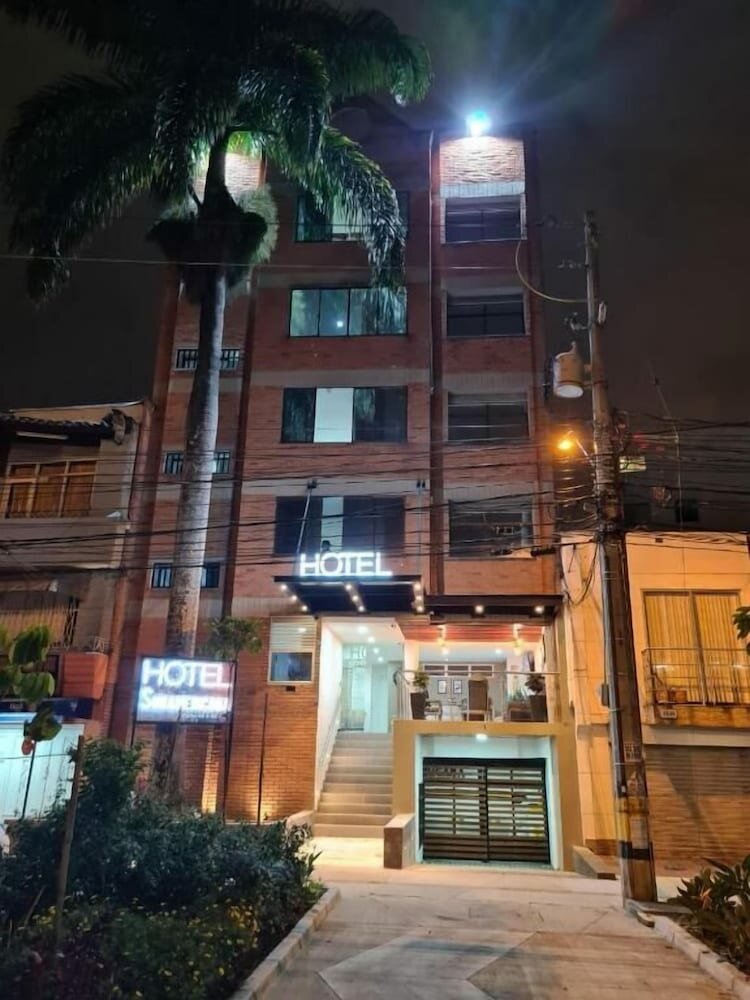 Otel Suramericana station, Medellin, foto