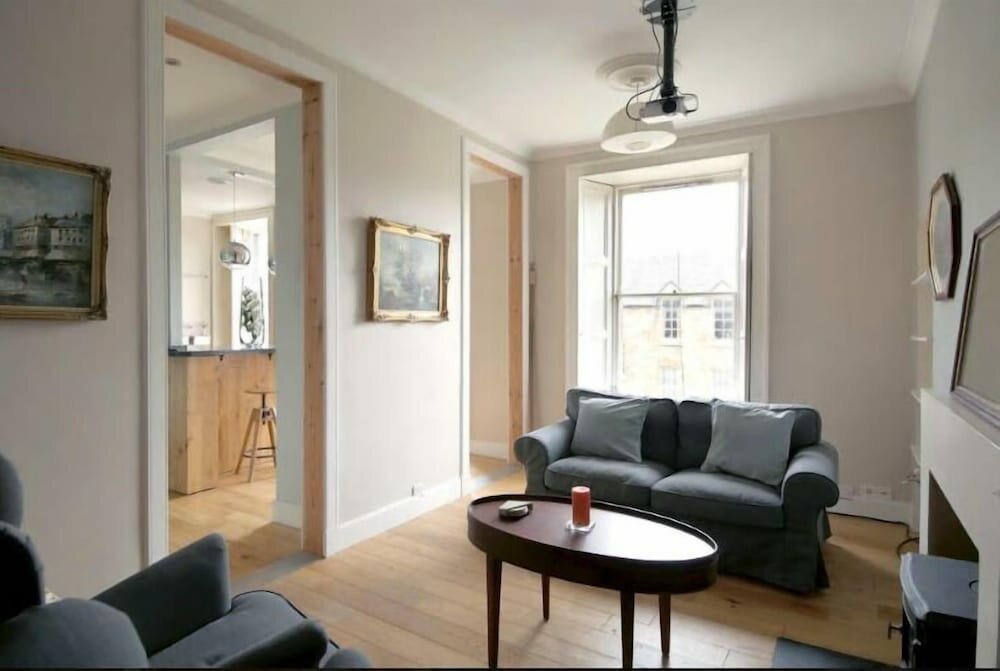 Otel Edinburgh Spacious Apartment - Royal Mile, Edinburgh, foto