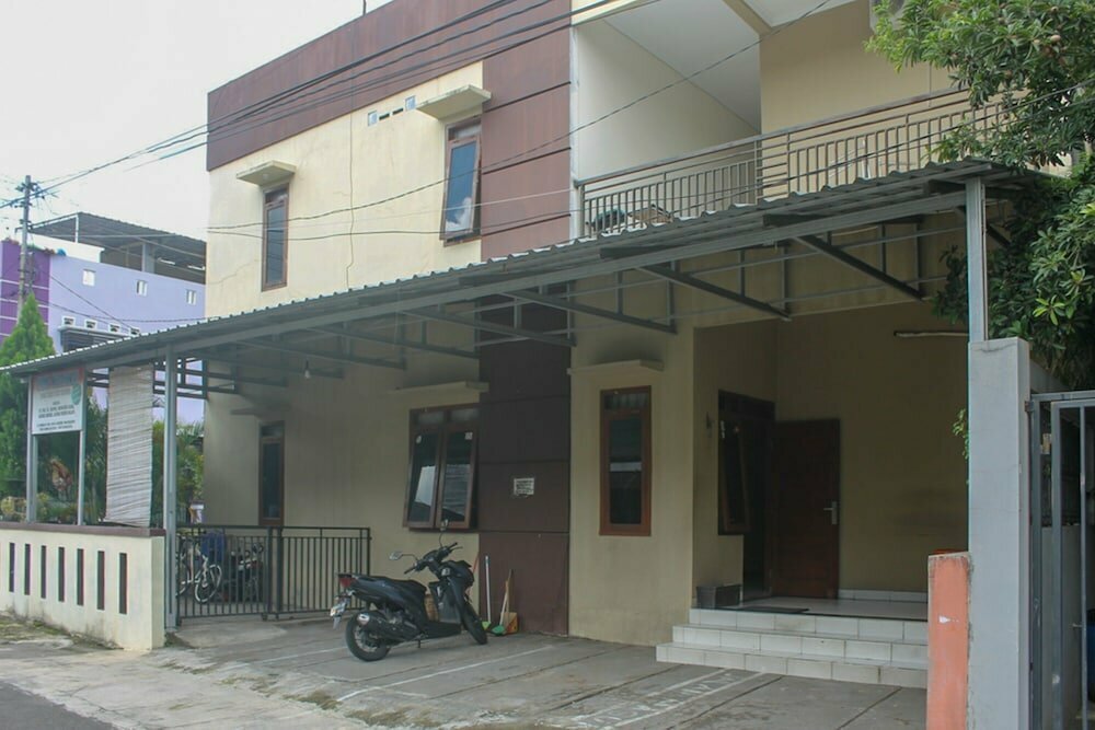 Otel KoolKost Syariah near Universitas Ahmad Dahlan Kampus 1, Yogyakarta, foto