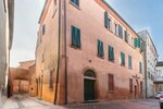 Duplex Apartment in centro storico (Emilia-Romagna, Ferrara, Via del Carbone), kısa süreli konaklama  Ferrara'dan